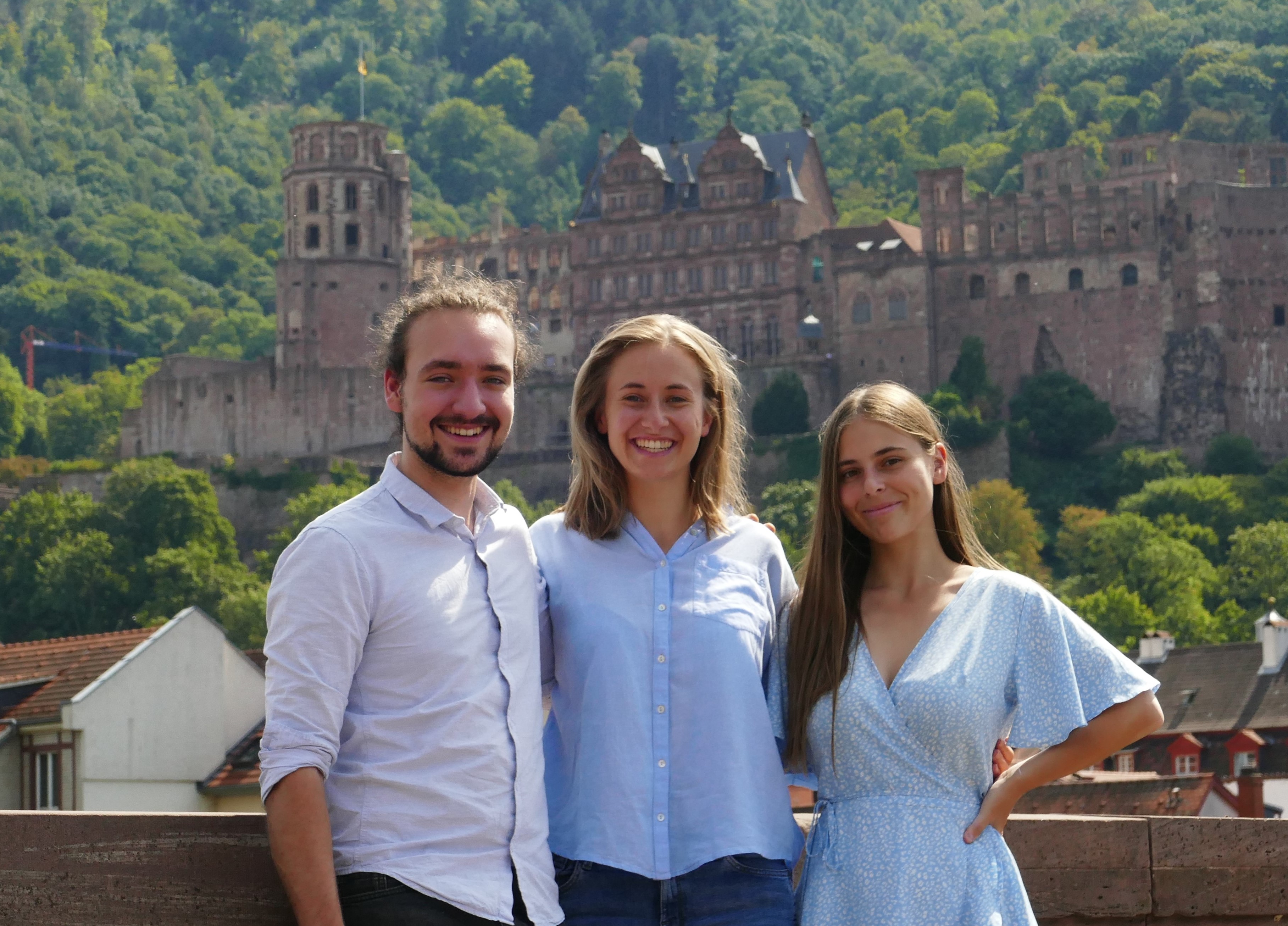 Der neue Vorstand sagt Hallo! | Debating Club Heidelberg e.V.